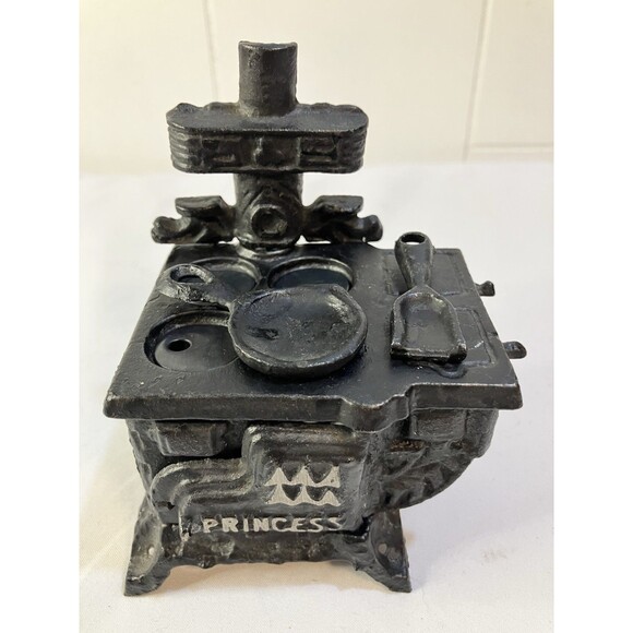 Toys | Vintage Princess Black Cast Iron Miniature Stove Oven Kitchen ...